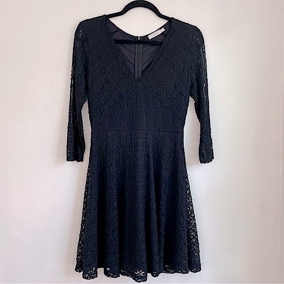 Lush | Dresses | Lush Lace V Neck Skater Dress | Poshmark